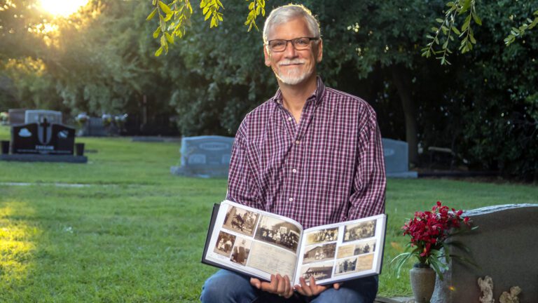 Ancestry Genealogy and Family Tree Research Services | Genealogist For ...